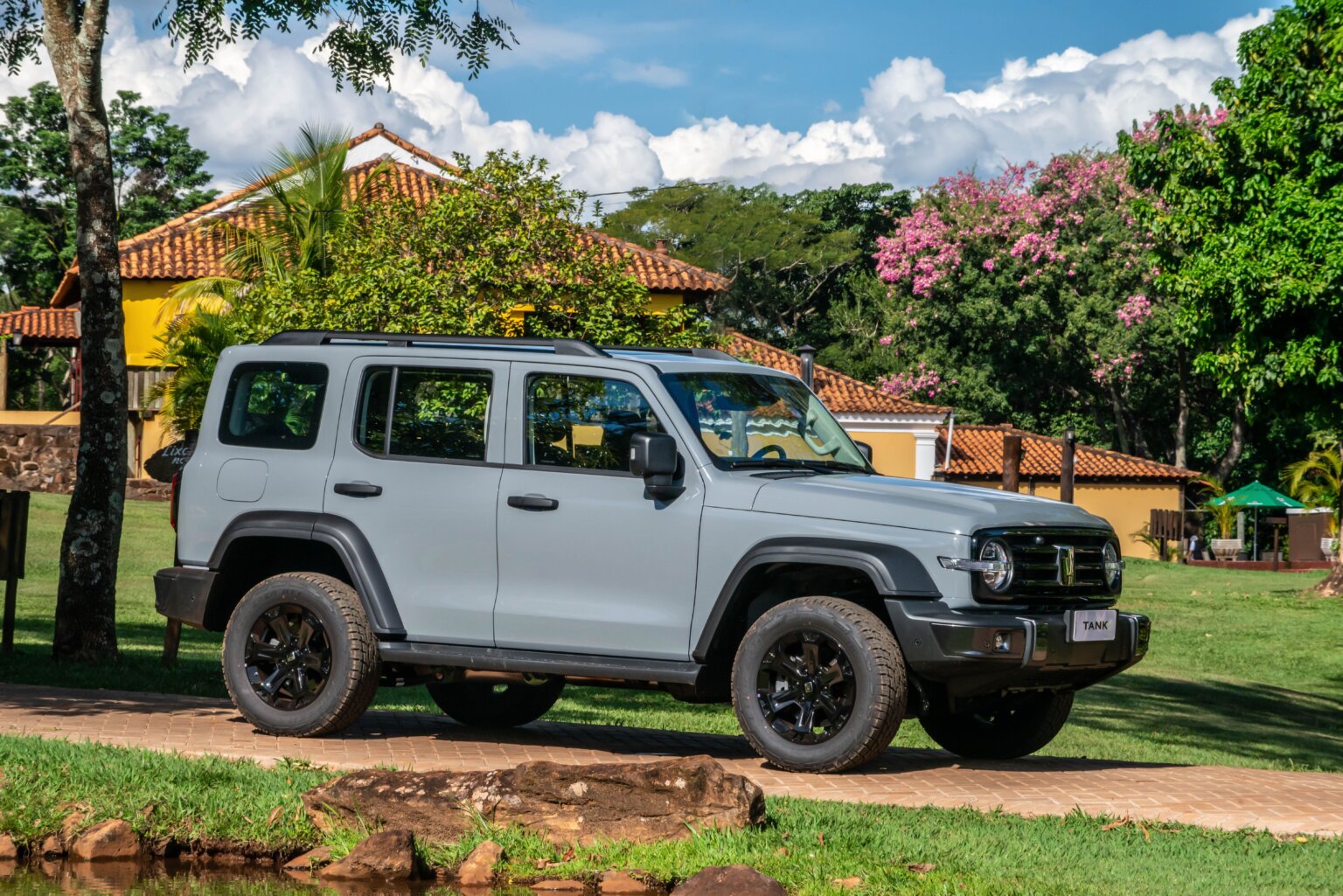 GWM Brasil Lança Tank 300: O SUV Híbrido Plug-In Que Une Luxo e Off ...